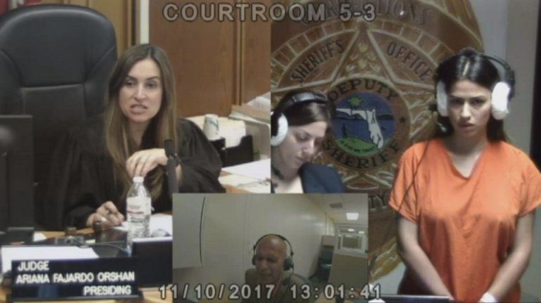 Jueza de Miami reprende a madre colombiana por quemar la mano de su hijo