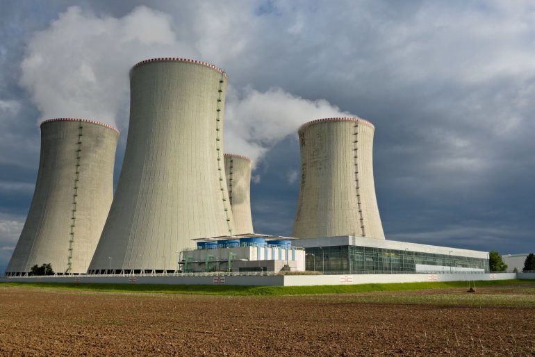 Empresa de EEUU construye primera central nuclear de Polonia
