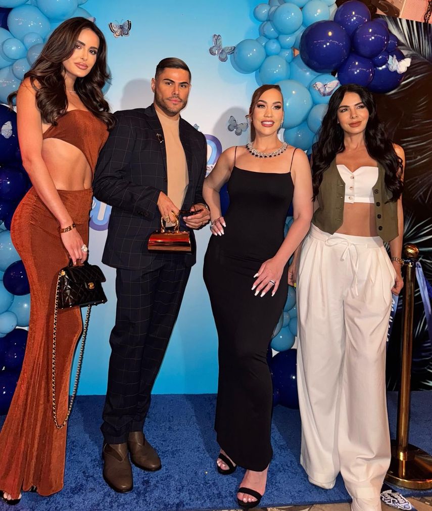 Tenay Rodríguez celebra con orgullo el regreso de la segunda temporada de su show