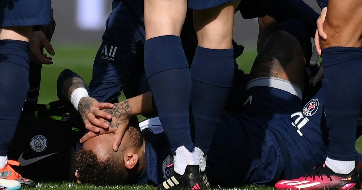 Neymar vuelve a lesionarse y prenden las alarmas en el PSG