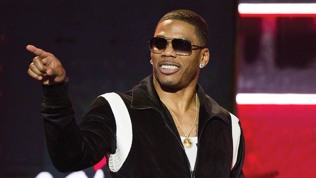 El rapero Nelly fue arrestado por posesión de drogas