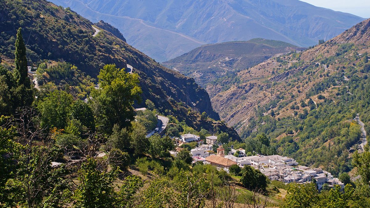 Las Alpujarras, pueblos que cuelgan de las alturas