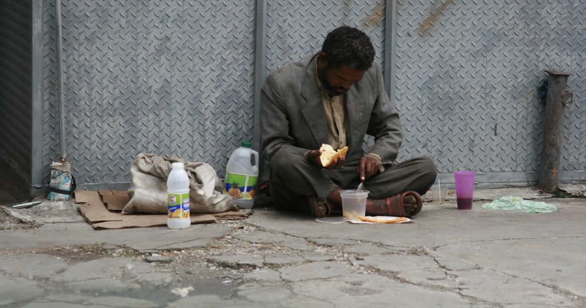 Crece cifra de mendigos en La Habana, casi todos, negros y mestizos