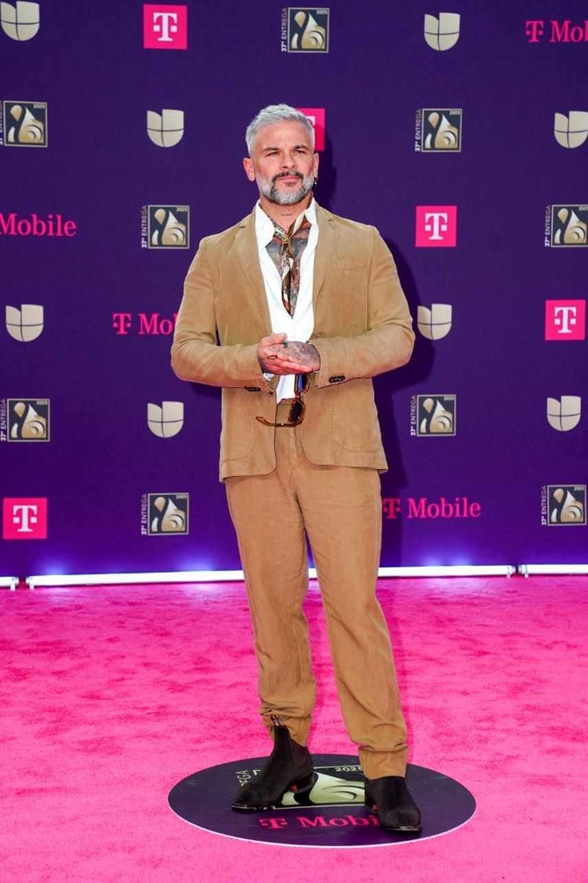 Asamblea Nacional del Ecuador celebra trayectoria de Pedro Capó