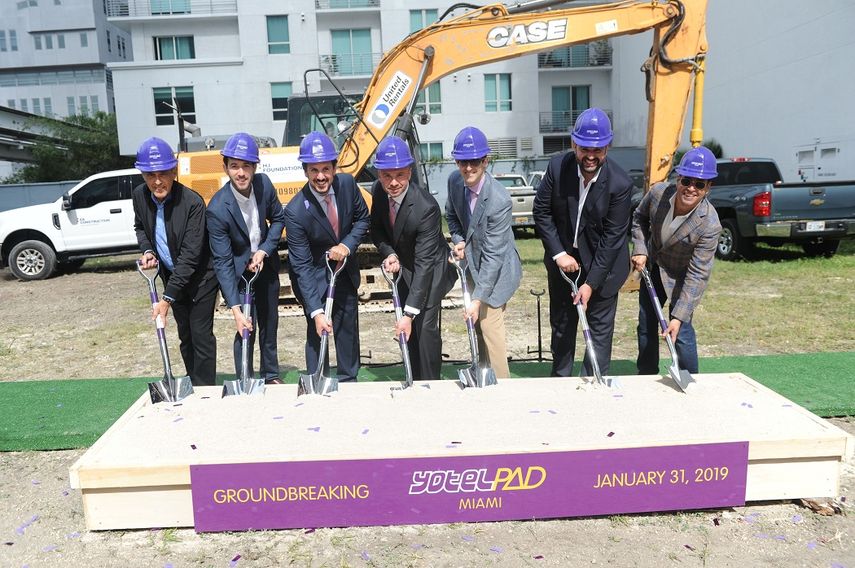 Aria Development Group celebra el inicio de la construcción de YOTELPAD ...