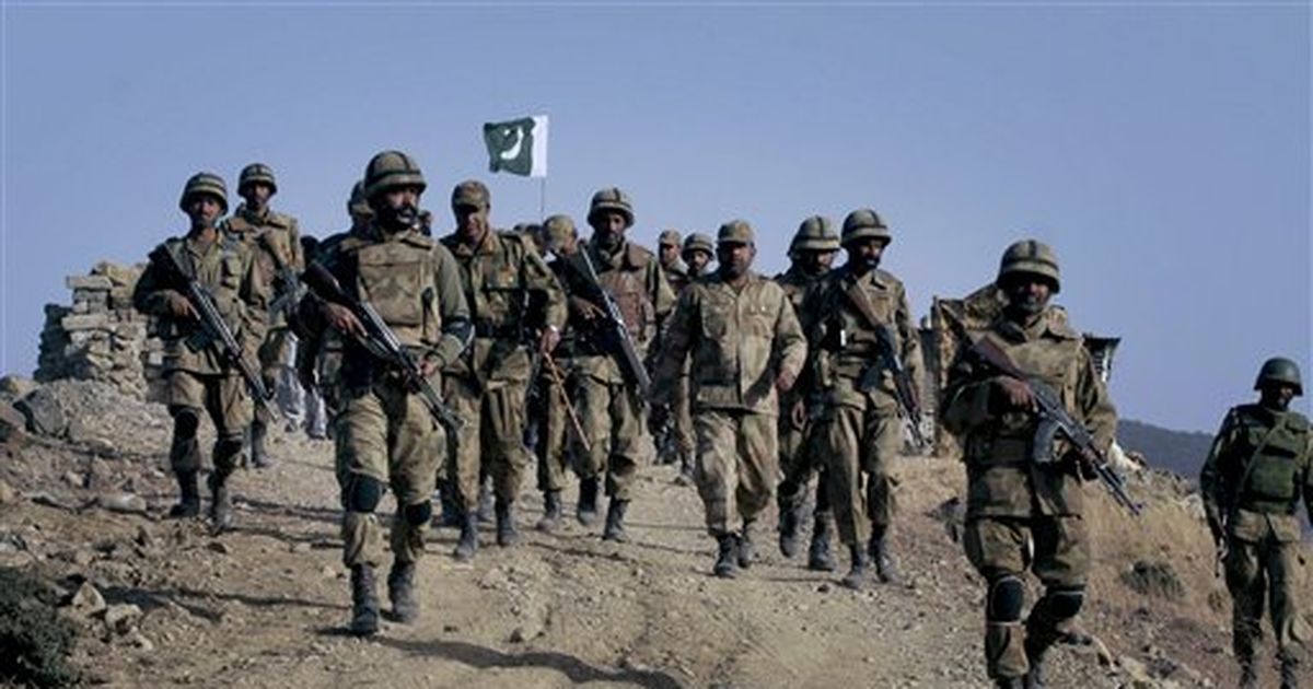 Ejército de Pakistán anuncia ofensiva contra bastiones talibanes