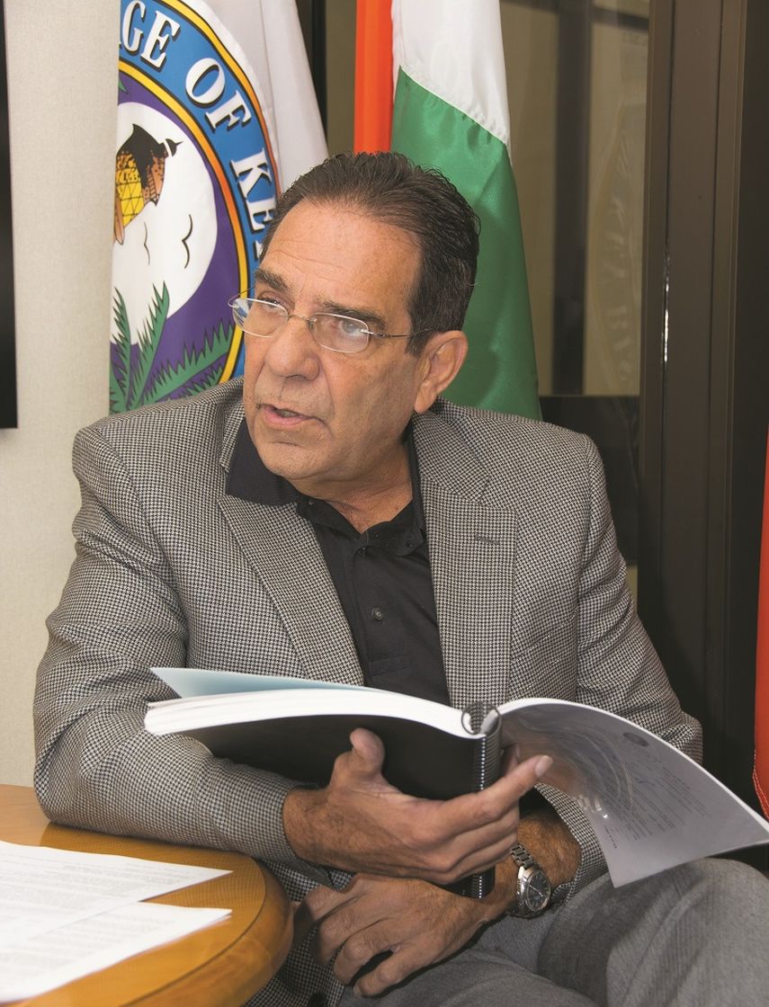 Xavier Suárez: hay acuerdo para erradicar la burocracia