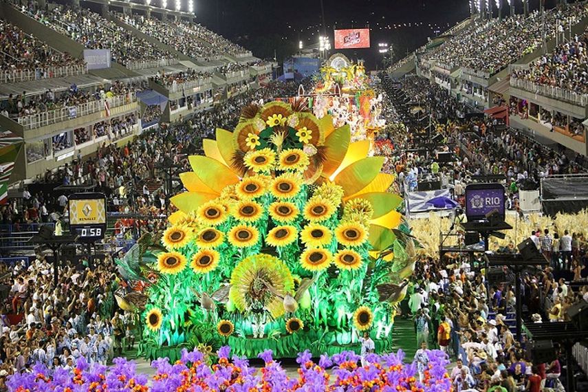 Las comparsas del Carnaval de Calle comienzan a apoderarse de Río de Janeiro