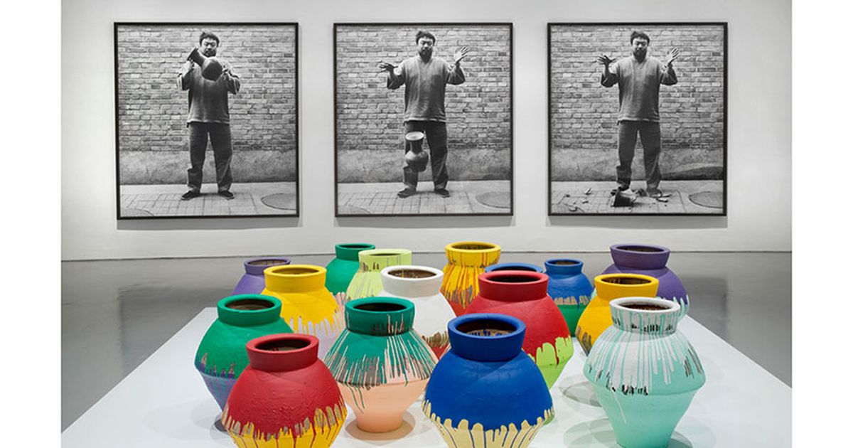 Ai Weiwei, el profanador de arte que fue profanado