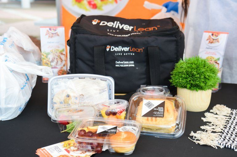 Alonzo Mourning y DeliverLean unen fuerzas para alimentar a miles en Miami