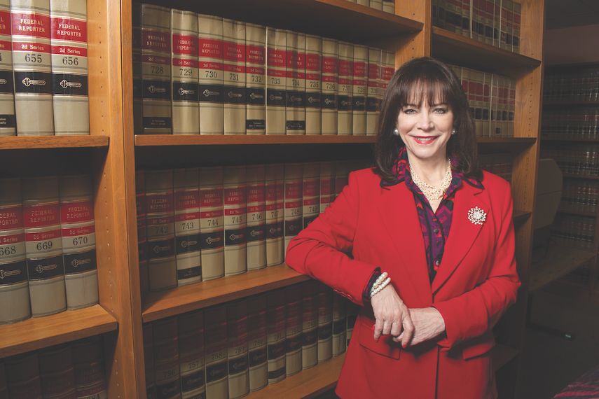 Katherine Fernández-Rundle: La justicia es una mujer con una balanza y ...