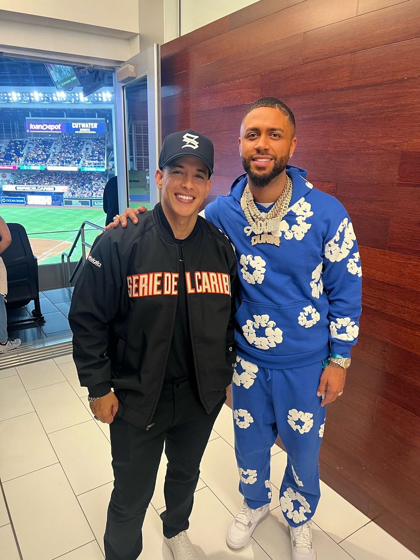 Éxito total: DJ Adoni brilla en la Serie del Caribe y llena conciertos ...