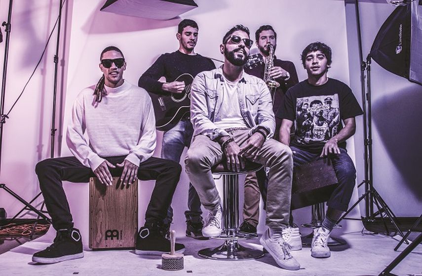 El grupo boricua Yibáro apuesta por innovar la música tropical