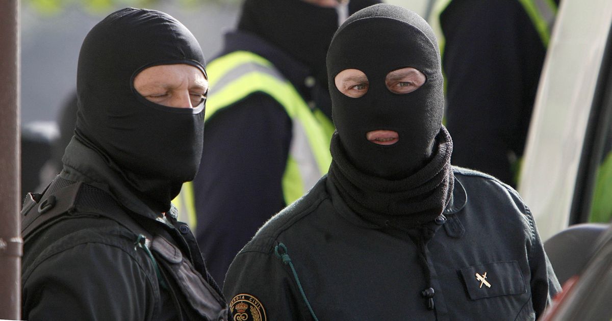 Localizan depósito con material del grupo extremista Grapo