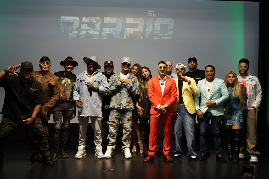 Lenier viaja a su esencia caribeña con El Barrio