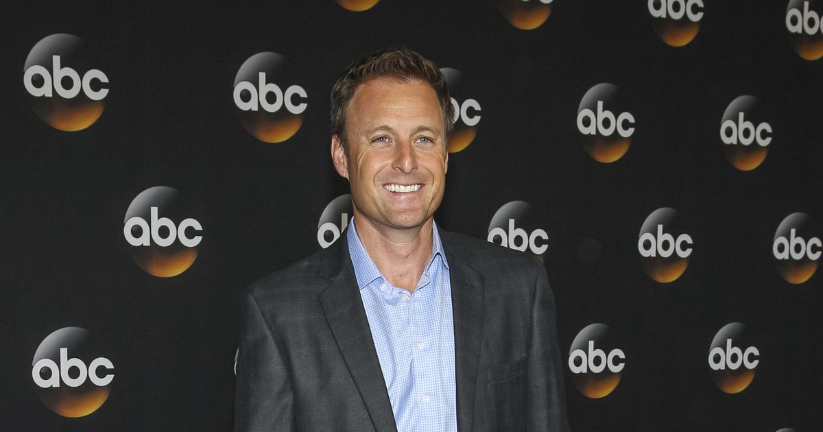 Chris Harrison deja The Bachelor por insensibilidad racial