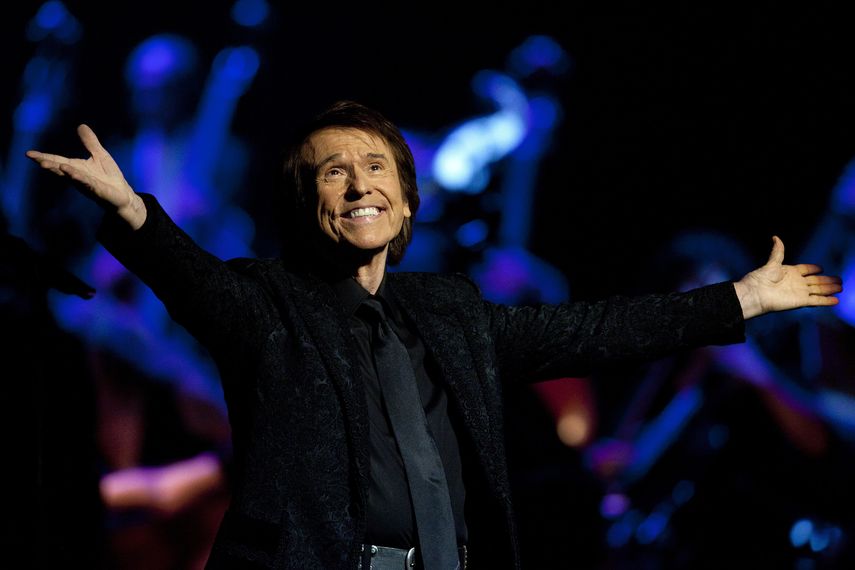 Raphael festeja 60 años de carrera artística con serie