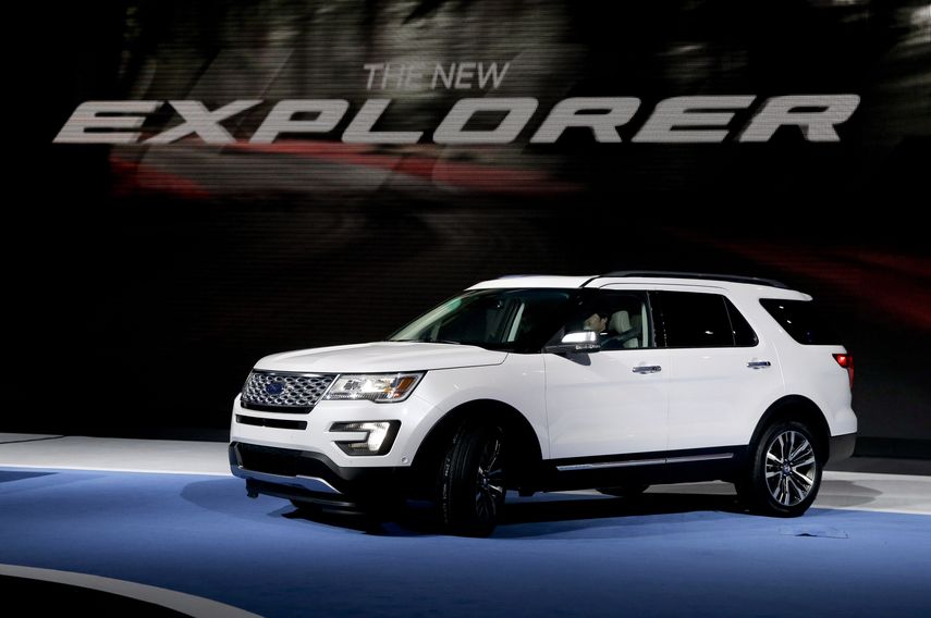 Ford llama a revisión a casi 1,9 camionetas Explorer para asegurar piezas